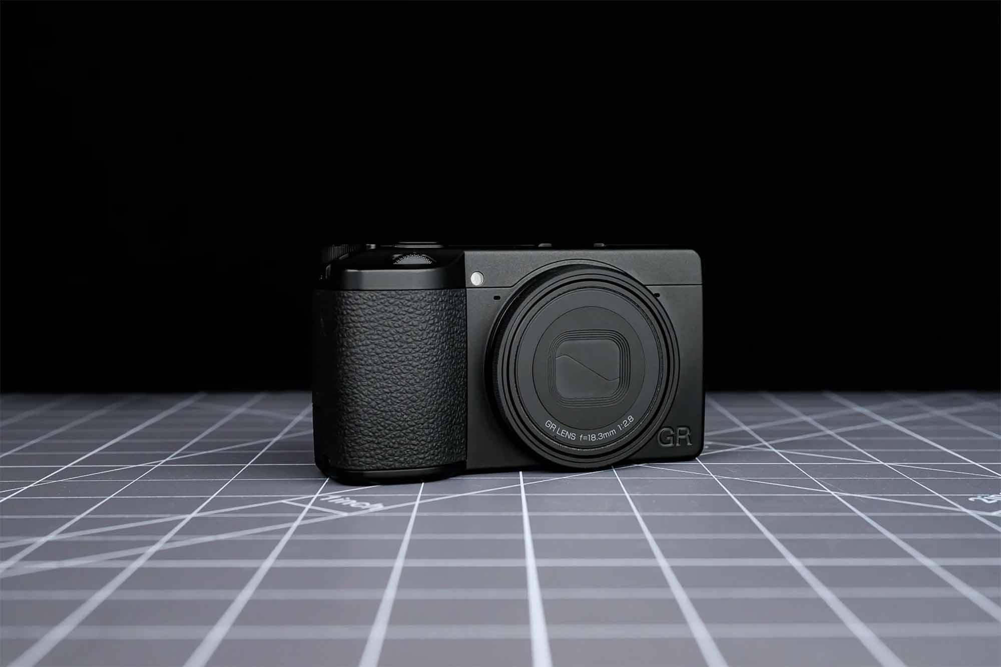 Watches, Stories, & Gear: Ricoh Goes Monochrome, Alex Honnold Scales a ...